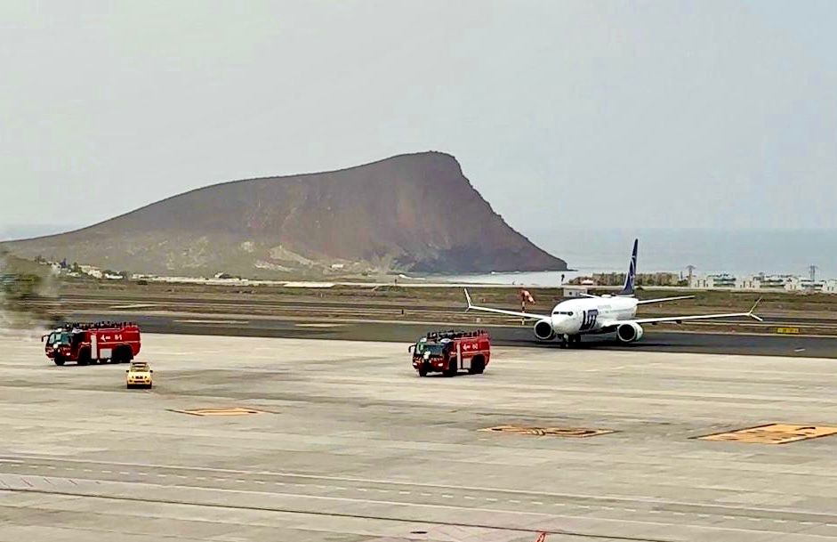 Tenerife da la bienvenida al vuelo inaugural de la ruta directa desde ...
